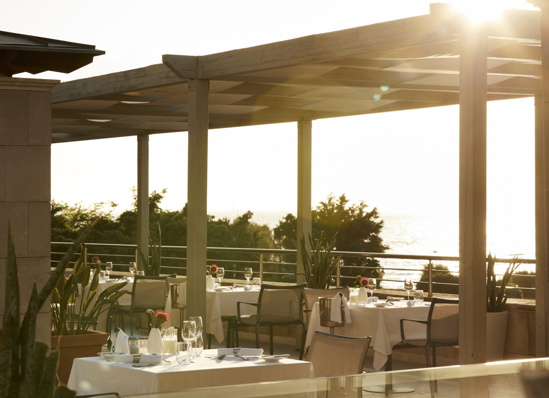 Luxury hotels with the best Ixia restaurants | H Hotels Collection
